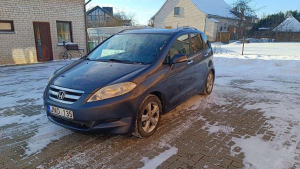 Pelēks Honda FR-V 2005 Kauņa, ar dzinēja tilpumu 2.20 L un nobraukumu 423 tūkst. km par 1190 €, foto 2 vietnē AUTOMOTO.COM.LV
