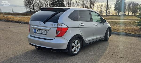 Pelēks Honda FR-V 2006 Raseiniai, ar dzinēja tilpumu 2.00 L un nobraukumu 285 tūkst. km par 1000 €, foto 3 vietnē AUTOMOTO.COM.LV