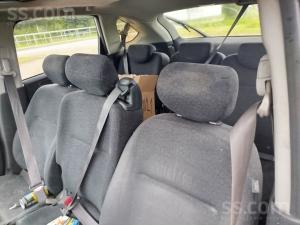 Grey Honda FR-V 2006 in Gulbene, with an engine capacity of 2.00 L and mileage of 281 thousand km for 1200 €, photo 7 on AUTOMOTO.COM.LV