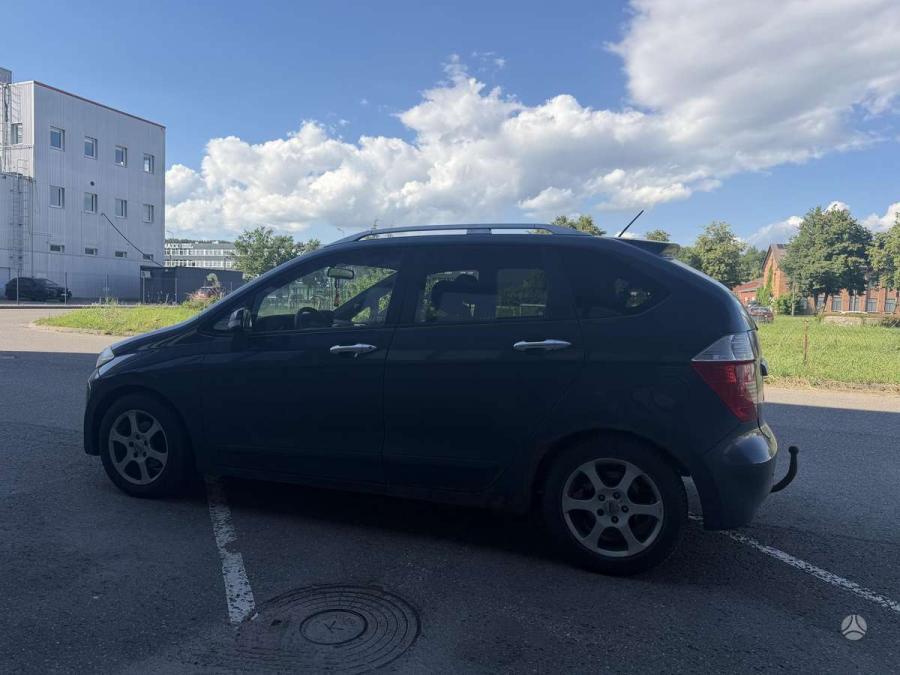 Pelēks Honda FR-V 2006 Kauņa, ar dzinēja tilpumu 2.20 L un nobraukumu 400 tūkst. km par 650 €, foto 6 vietnē AUTOMOTO.COM.LV
