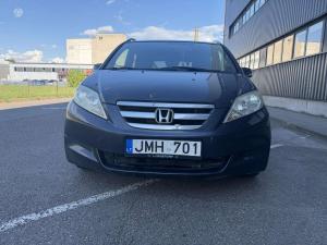 Pelēks Honda FR-V 2006 Kauņa, ar dzinēja tilpumu 2.20 L un nobraukumu 400 tūkst. km par 650 €, foto 9 vietnē AUTOMOTO.COM.LV