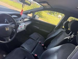 Pelēks Honda FR-V 2006 Kauņa, ar dzinēja tilpumu 2.20 L un nobraukumu 400 tūkst. km par 650 €, foto 10 vietnē AUTOMOTO.COM.LV