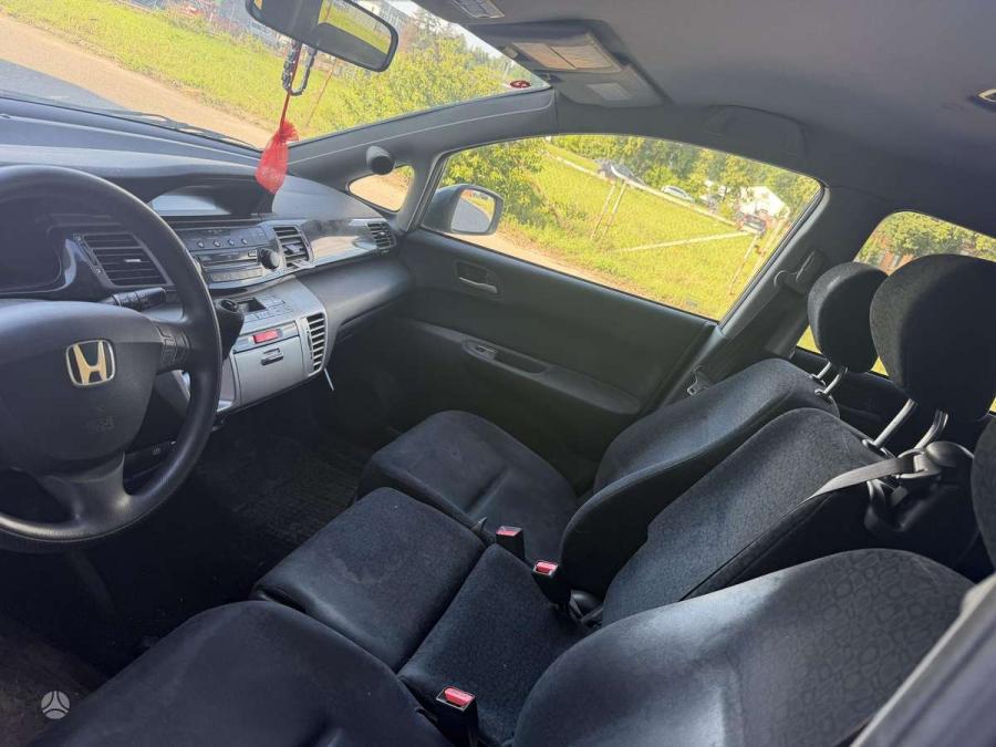 Pelēks Honda FR-V 2006 Kauņa, ar dzinēja tilpumu 2.20 L un nobraukumu 400 tūkst. km par 650 €, foto 10 vietnē AUTOMOTO.COM.LV