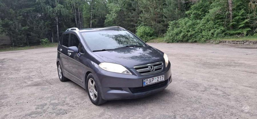 Pelēks Honda FR-V 2006 Kaišiadorys, ar dzinēja tilpumu 2.20 L un nobraukumu 464 tūkst. km par 1450 €, foto 3 vietnē AUTOMOTO.COM.LV