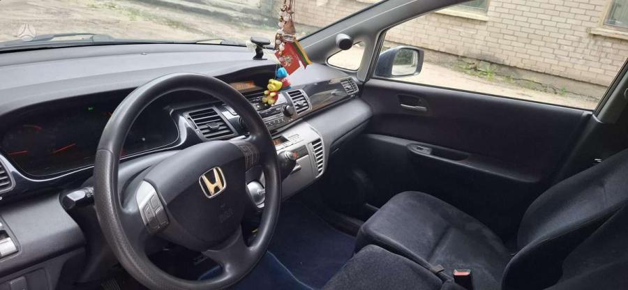 Pelēks Honda FR-V 2006 Kaišiadorys, ar dzinēja tilpumu 2.20 L un nobraukumu 464 tūkst. km par 1450 €, foto 13 vietnē AUTOMOTO.COM.LV