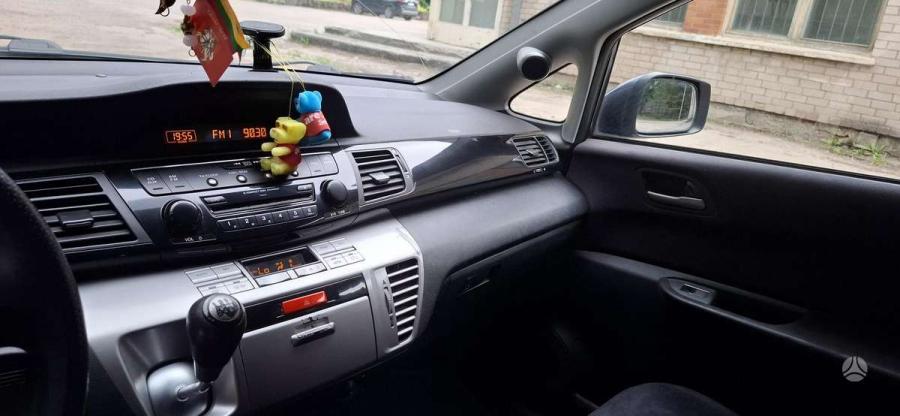 Pelēks Honda FR-V 2006 Kaišiadorys, ar dzinēja tilpumu 2.20 L un nobraukumu 464 tūkst. km par 1450 €, foto 17 vietnē AUTOMOTO.COM.LV