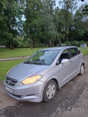 Pelēks Honda FR-V 2006 Rīga, ar dzinēja tilpumu 1.70 L un nobraukumu 220 tūkst. km par 499 €, foto  vietnē AUTOMOTO.COM.LV