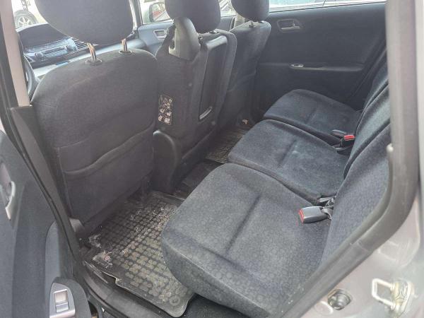 Pelēks Honda FR-V 2006 Viļņa, ar dzinēja tilpumu 2.20 L un nobraukumu 269 tūkst. km par 1550 €, foto 11 vietnē AUTOMOTO.COM.LV
