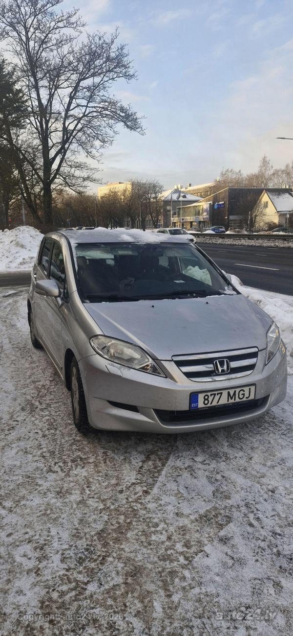 Pelēks Honda FR-V 2006 Tallina, ar dzinēja tilpumu 1.70 L un nobraukumu 207 tūkst. km par 1000 €, foto 1 vietnē AUTOMOTO.COM.LV