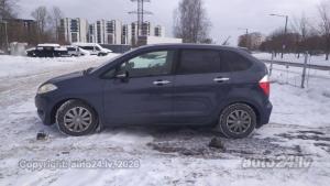 Grey Honda FR-V 2006 in Tallinn, with an engine capacity of 2.00 L and mileage of 252 thousand km for 650 €, photo 6 on AUTOMOTO.COM.LV