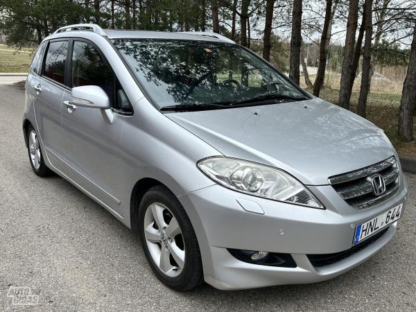 Grey Honda FR-V 2006 in Vilnius, with an engine capacity of 2.20 L and mileage of 295 thousand km for 2200 €, photo 1 on AUTOMOTO.COM.LV