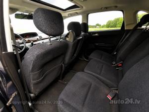 Pelēks Honda FR-V 2006 Tartu, ar dzinēja tilpumu 2.00 L un nobraukumu 195 tūkst. km par 1290 €, foto 7 vietnē AUTOMOTO.COM.LV