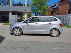 Grey Honda FR-V 2006 in Tallinn, with an engine capacity of 1.70 L and mileage of 209 thousand km for 1500 €, photo 6 on AUTOMOTO.COM.LV