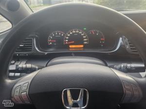 Pelēks Honda FR-V 2006 Jonava, ar dzinēja tilpumu 2.20 L un nobraukumu 350 tūkst. km par 1650 €, foto 10 vietnē AUTOMOTO.COM.LV