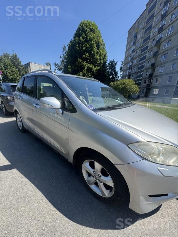 Pelēks Honda FR-V 2007 Rīga, ar dzinēja tilpumu 2.20 L un nobraukumu 0 tūkst. km par 700 €, foto 2 vietnē AUTOMOTO.COM.LV
