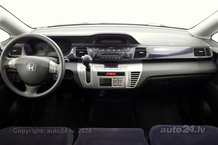 Pelēks Honda FR-V 2007 Tallina, ar dzinēja tilpumu 1.80 L un nobraukumu 145 tūkst. km par 1499 €, foto 6 vietnē AUTOMOTO.COM.LV