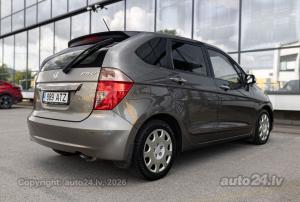 Grey Honda FR-V 2007 in Tallinn, with an engine capacity of 1.80 L and mileage of 145 thousand km for 3999 €, photo 7 on AUTOMOTO.COM.LV