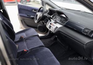 Grey Honda FR-V 2007 in Tallinn, with an engine capacity of 1.80 L and mileage of 145 thousand km for 3999 €, photo 8 on AUTOMOTO.COM.LV