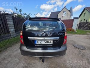 Grey Honda FR-V 2007 in Jelgava, with an engine capacity of 1.80 L and mileage of 254 thousand km for 980 €, photo 5 on AUTOMOTO.COM.LV