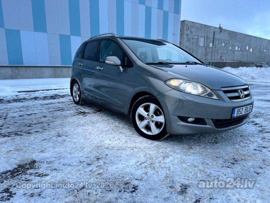 Grey Honda FR-V 2008 in Tallinn, with an engine capacity of 1.80 L and mileage of 245 thousand km for 1199 €, photo 2 on AUTOMOTO.COM.LV