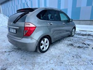 Grey Honda FR-V 2008 in Tallinn, with an engine capacity of 1.80 L and mileage of 245 thousand km for 1199 €, photo 9 on AUTOMOTO.COM.LV