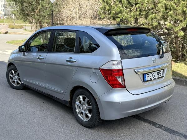 Honda FR-V 2007 in Vilnius, with an engine capacity of 2.20 L and mileage of 223 thousand km for 1600 €, photo 3 on AUTOMOTO.COM.LV