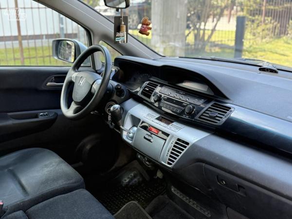 Honda FR-V 2007 in Vilnius, with an engine capacity of 2.20 L and mileage of 223 thousand km for 1600 €, photo 9 on AUTOMOTO.COM.LV