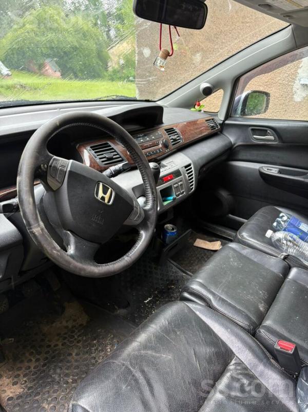 Honda FR-V 2005 Liepāja, ar dzinēja tilpumu 2.00 L un nobraukumu 310 tūkst. km par 600 €, foto 6 vietnē AUTOMOTO.COM.LV