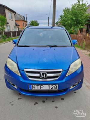 Honda FR-V 2005 Viļņa, ar dzinēja tilpumu 2.20 L un nobraukumu 321 tūkst. km par 500 €, foto 3 vietnē AUTOMOTO.COM.LV