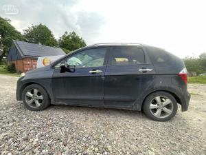 Honda FR-V 2005 in Vilnius, with an engine capacity of 2.20 L and mileage of 39 thousand km for 650 €, photo 4 on AUTOMOTO.COM.LV