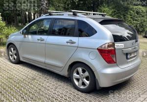 Honda FR-V 2006 Rīga, ar dzinēja tilpumu 1.80 L un nobraukumu 235 tūkst. km par 650 €, foto 4 vietnē AUTOMOTO.COM.LV