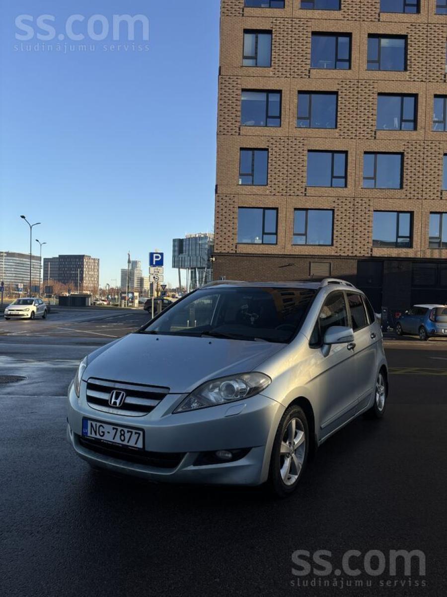Honda FR-V 2007 Rīga, ar dzinēja tilpumu 1.80 L un nobraukumu 233 tūkst. km par 1900 €, foto 1 vietnē AUTOMOTO.COM.LV