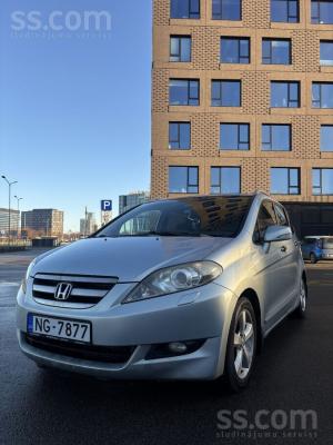 Honda FR-V 2007 Rīga, ar dzinēja tilpumu 1.80 L un nobraukumu 233 tūkst. km par 1900 €, foto 4 vietnē AUTOMOTO.COM.LV