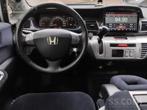 Honda FR-V 2007 Rīga, ar dzinēja tilpumu 1.80 L un nobraukumu 233 tūkst. km par 1900 €, foto 16 vietnē AUTOMOTO.COM.LV
