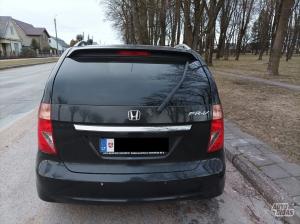 Honda FR-V 2007 in Taurage, with an engine capacity of 2.20 L and mileage of 342 thousand km for 1000 €, photo 5 on AUTOMOTO.COM.LV