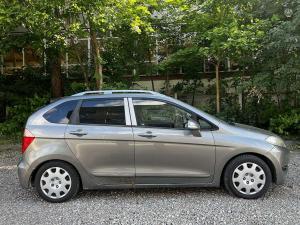 Honda FR-V 2008 in Vilnius, with an engine capacity of 1.80 L and mileage of 250 thousand km for 1000 €, photo 3 on AUTOMOTO.COM.LV