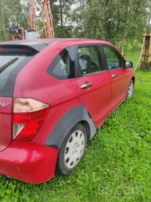 Red Honda FR-V 2007 in Cesis, with an engine capacity of 1.80 L and mileage of 264 thousand km for 900 €, photo 4 on AUTOMOTO.COM.LV
