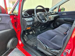 Red Honda FR-V 2007 in Tallinn, with an engine capacity of 1.80 L and mileage of 196 thousand km for 1890 €, photo 6 on AUTOMOTO.COM.LV