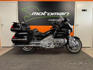 Black Honda GL 1800 2001 in Tartu, with an engine capacity of 1.80 L and mileage of 47 thousand km for 7290 €, photo 4 on AUTOMOTO.COM.LV
