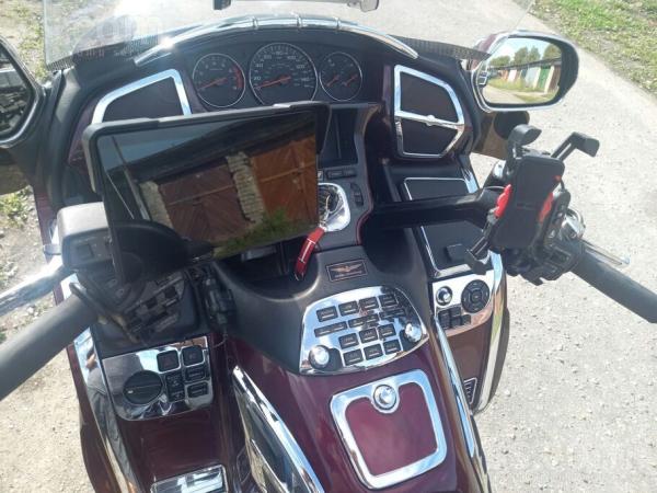 Хонда GL 1800 2008 в Рига, объемом двигателя 1.80 л и пробегом 0 тыс. км за 10550 €, фото 5 на AUTOMOTO.COM.LV