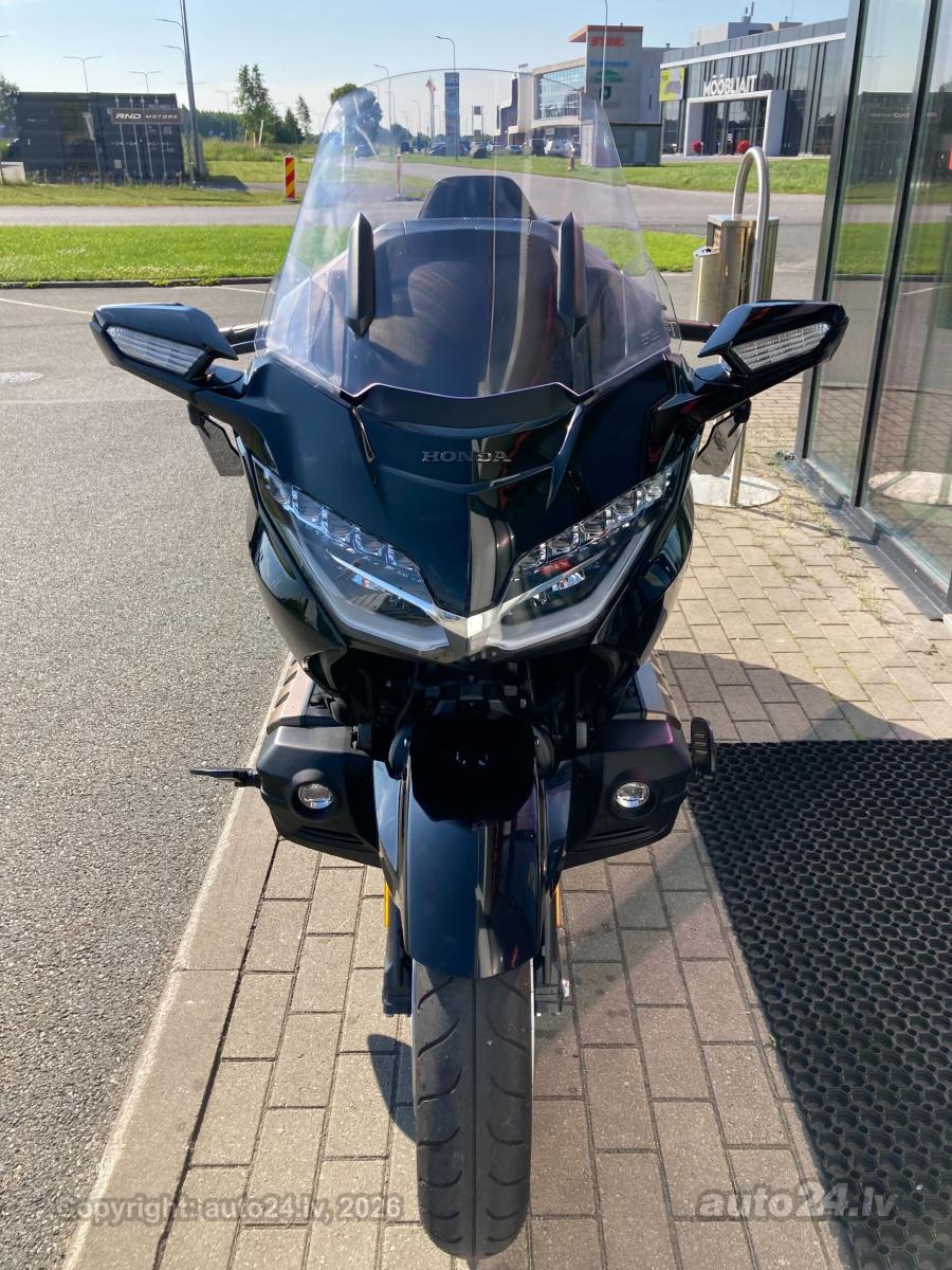 Honda GL 1800 2023 in Tallinn, with an engine capacity of 1.83 L and mileage of 9 thousand km for 32500 €, photo 15 on AUTOMOTO.COM.LV