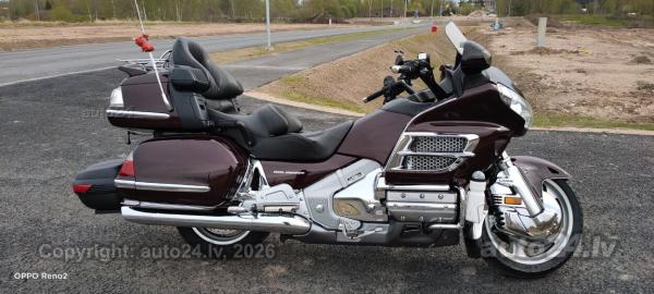 Красный Хонда Gold wing 2007 в Выру, объемом двигателя 1.83 л и пробегом 138 тыс. км за 9100 €, фото 2 на AUTOMOTO.COM.LV