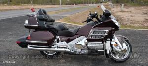 Красный Хонда Gold wing 2007 в Выру, объемом двигателя 1.83 л и пробегом 138 тыс. км за 9100 €, фото 3 на AUTOMOTO.COM.LV