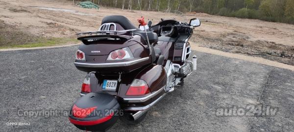 Красный Хонда Gold wing 2007 в Выру, объемом двигателя 1.83 л и пробегом 138 тыс. км за 9100 €, фото 3 на AUTOMOTO.COM.LV