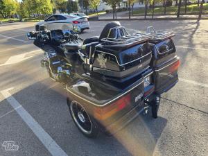 Melns Honda Goldwing 1998 Mažeikiai, ar dzinēja tilpumu 1.50 L un nobraukumu 70 tūkst. km par 11999 €, foto 4 vietnē AUTOMOTO.COM.LV