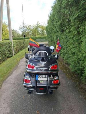 Black Honda Goldwing 2007 in Rokiskis, with an engine capacity of 1.80 L and mileage of 59 thousand km for 8500 €, photo 3 on AUTOMOTO.COM.LV