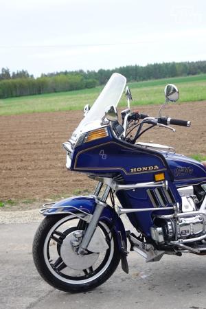 Zils Honda Goldwing 1981 Akmenė, ar dzinēja tilpumu 1.10 L un nobraukumu 110 tūkst. km par 2650 €, foto 6 vietnē AUTOMOTO.COM.LV