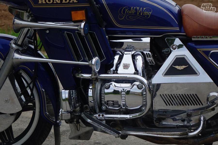 Zils Honda Goldwing 1981 Akmenė, ar dzinēja tilpumu 1.10 L un nobraukumu 110 tūkst. km par 2650 €, foto 13 vietnē AUTOMOTO.COM.LV