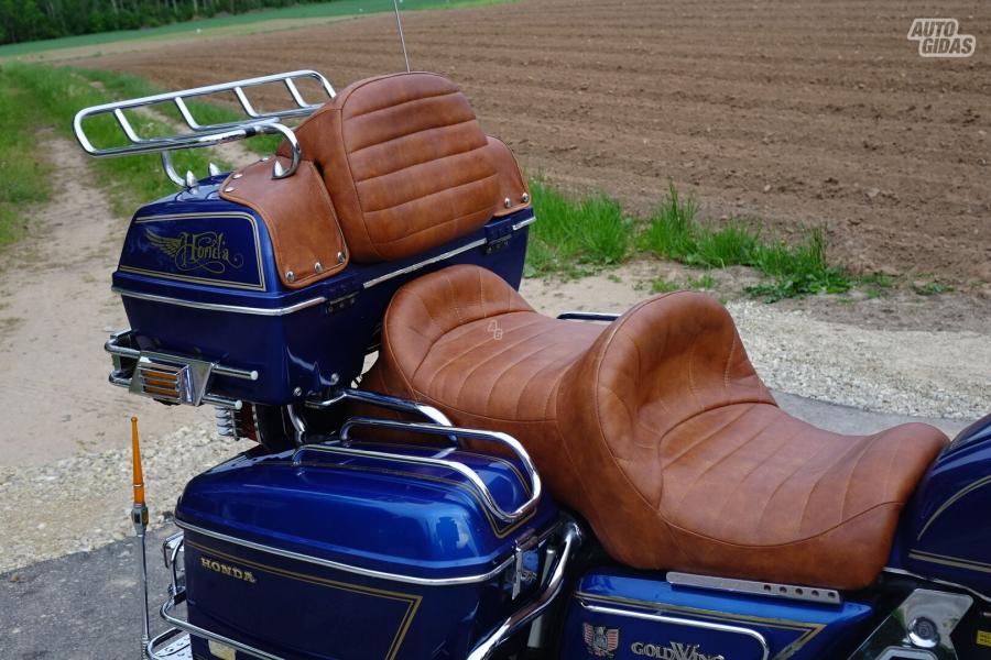 Zils Honda Goldwing 1981 Akmenė, ar dzinēja tilpumu 1.10 L un nobraukumu 110 tūkst. km par 2650 €, foto 16 vietnē AUTOMOTO.COM.LV