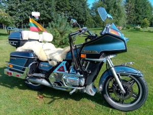 Zils Honda Goldwing 1983 Klaipėda, ar dzinēja tilpumu 1.10 L un nobraukumu 90 tūkst. km par 4500 €, foto  vietnē AUTOMOTO.COM.LV